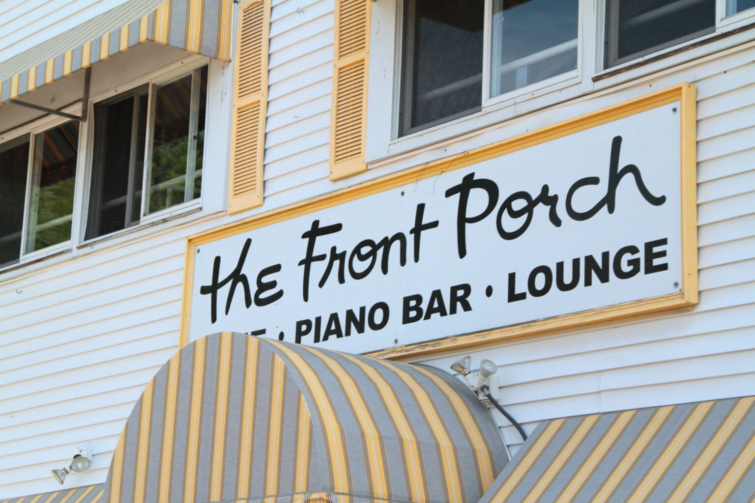 Where To Dine In Ogunquit? You'll Love These Local Favorites