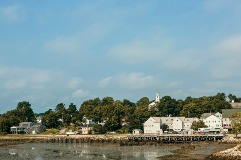 ULTIMATE Guide To 24 Things To Do In Bath Maine