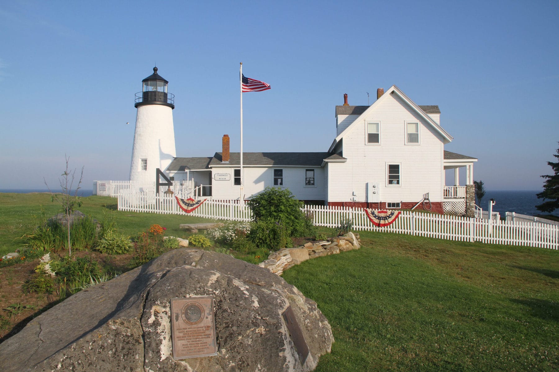 2023 BIG Guide To Maine Lighthouses You Must Explore