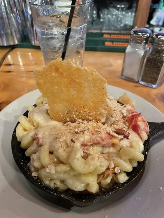 11 Delicious Restaurants In Saco Maine For Every Taste Bud