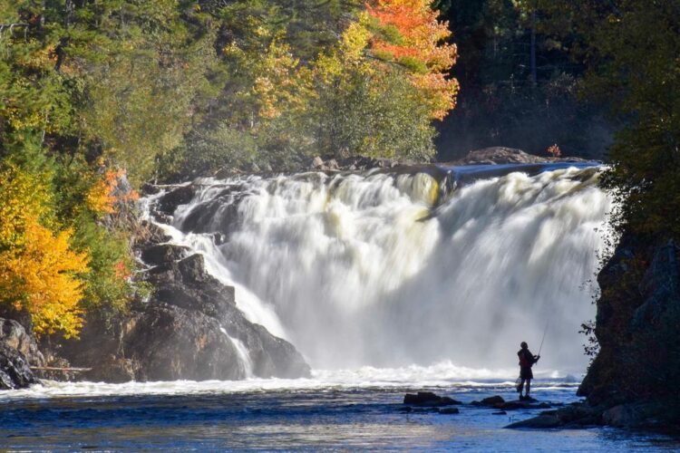 15 Breathtaking Waterfalls In Maine To Explore This Year