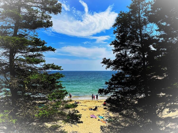 Love The Water? These Beaches Belong On Your Maine Itinerary