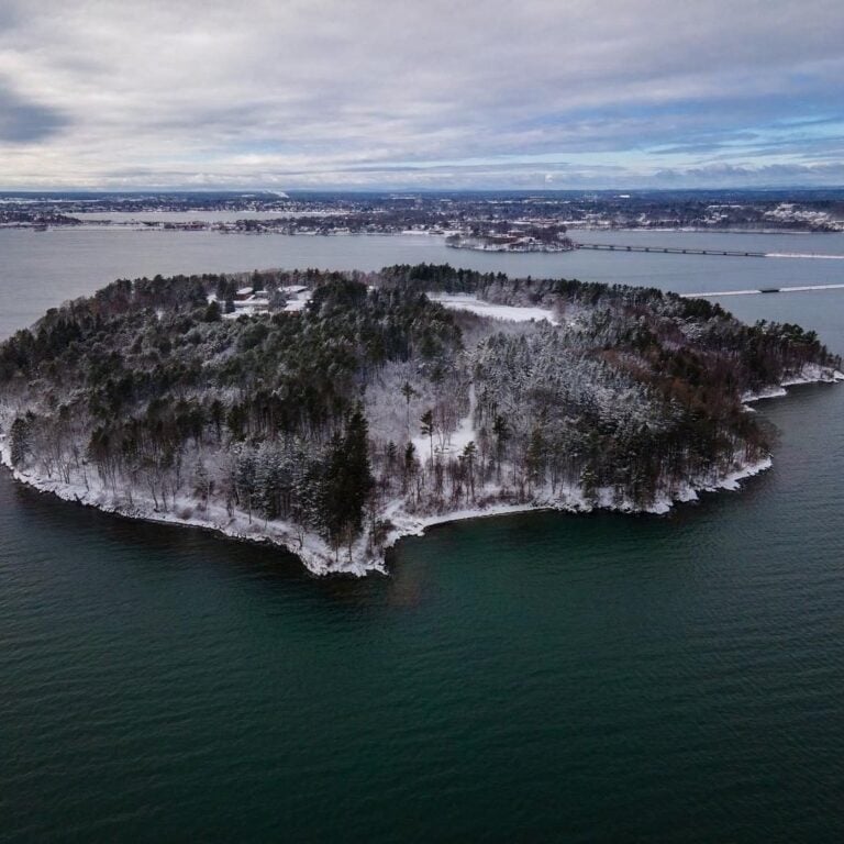 Set Sail & Discover Maine Islands In 2024