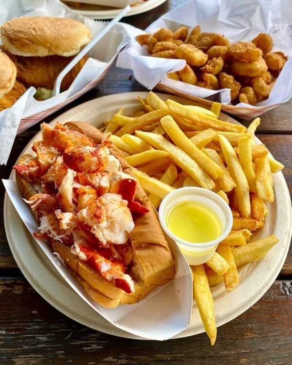 Craving Lobster? These Rolls In Portland, Maine Are Worth Every Bite!