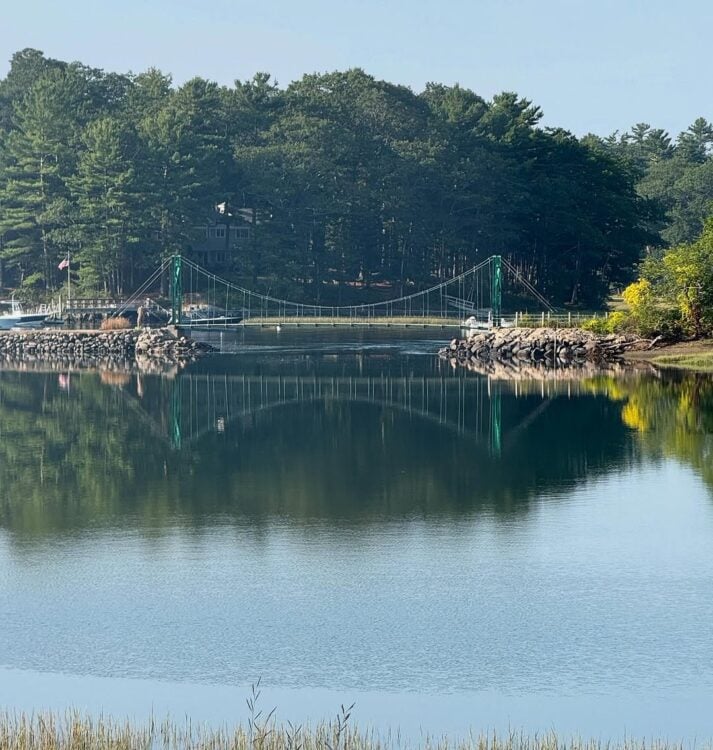 This Tiny Maine Bridge “Wiggles” When You Walk Across It | York's ...
